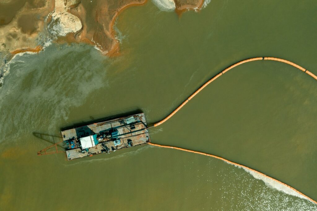 Types of Sand Dredging Equipment & Their Uses