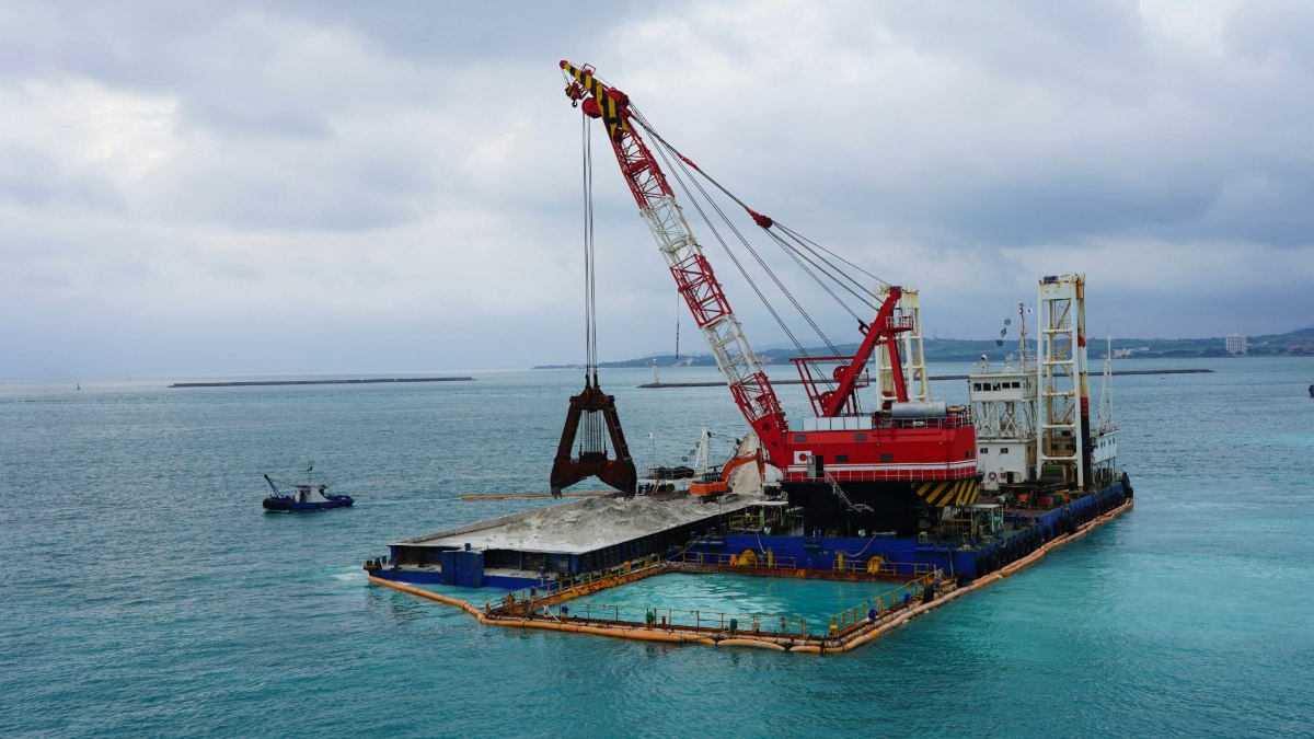 Types of Sand Dredging Equipment & Their Uses